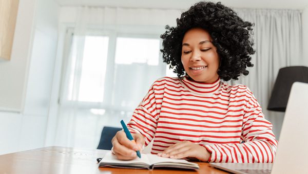 Growth Journal: Build Confidence and Clarity Every Day